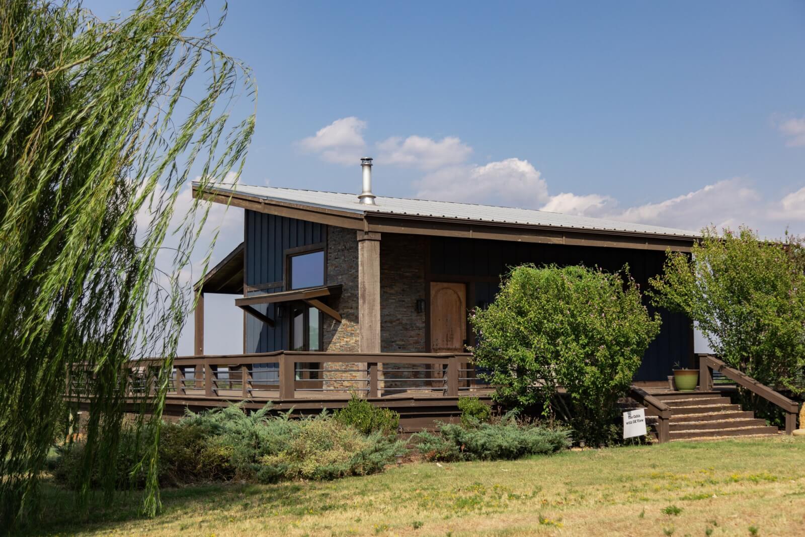 The Cabin with the OK View - Denison