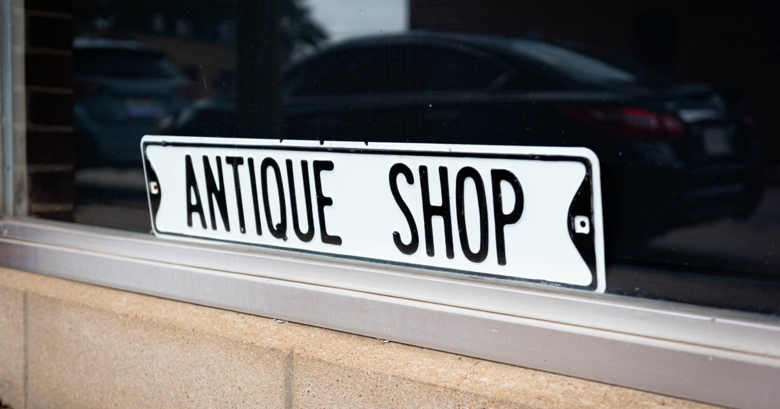 Vintage and Antique Shopping in Denison: A Newcomer's Guide - Denison